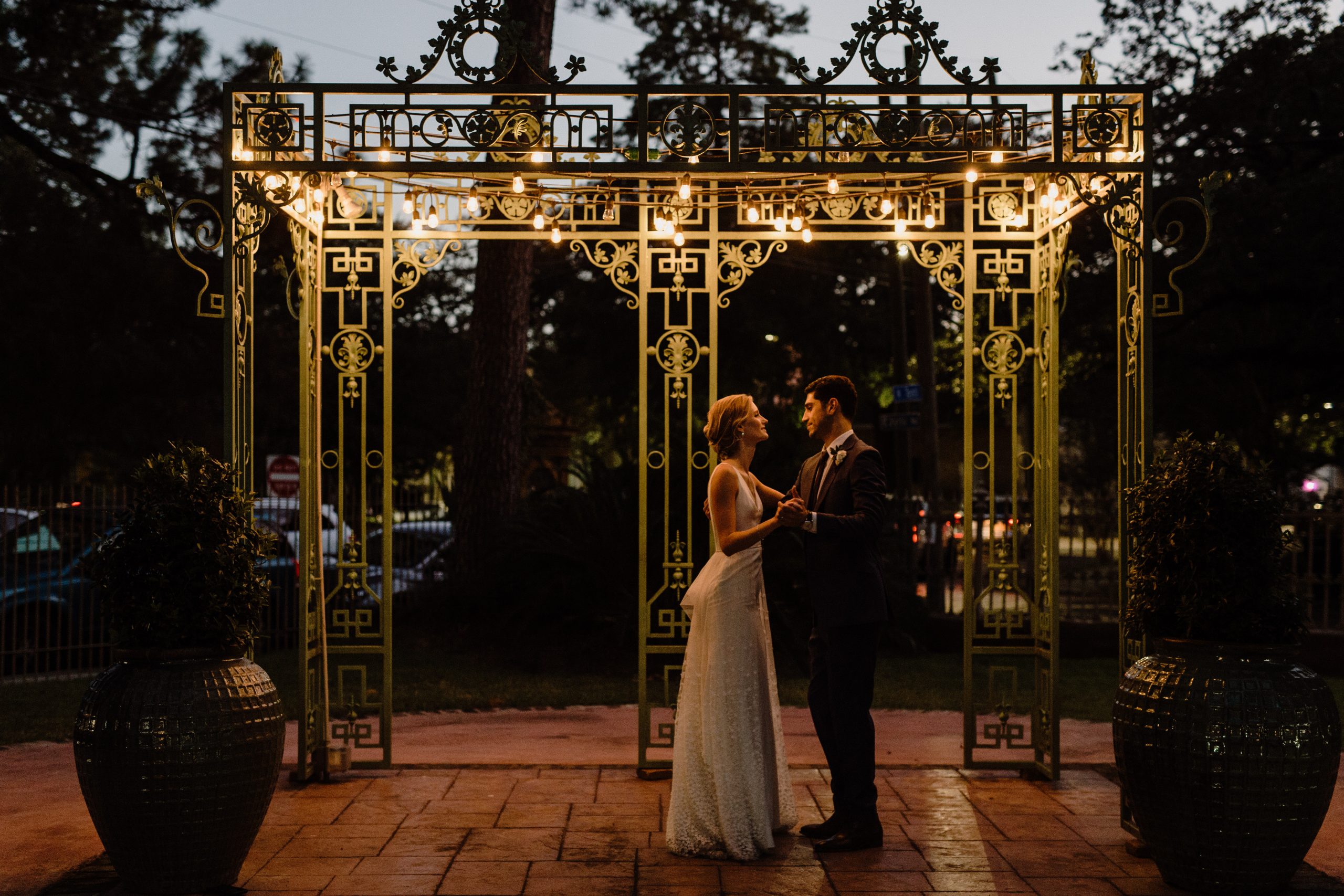 Funky Backyard Wedding at the Benachi House in New Orleans, LA | Showit ...